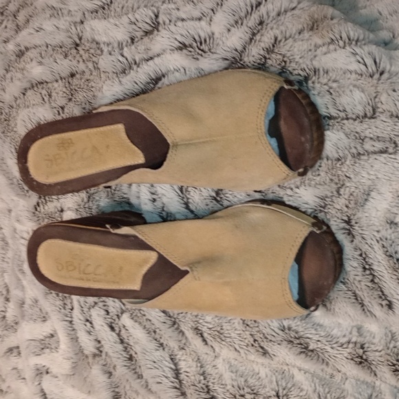 Sbicca | Shoes | Sbicca Classic Leather Suede Mule 75 | Poshmark